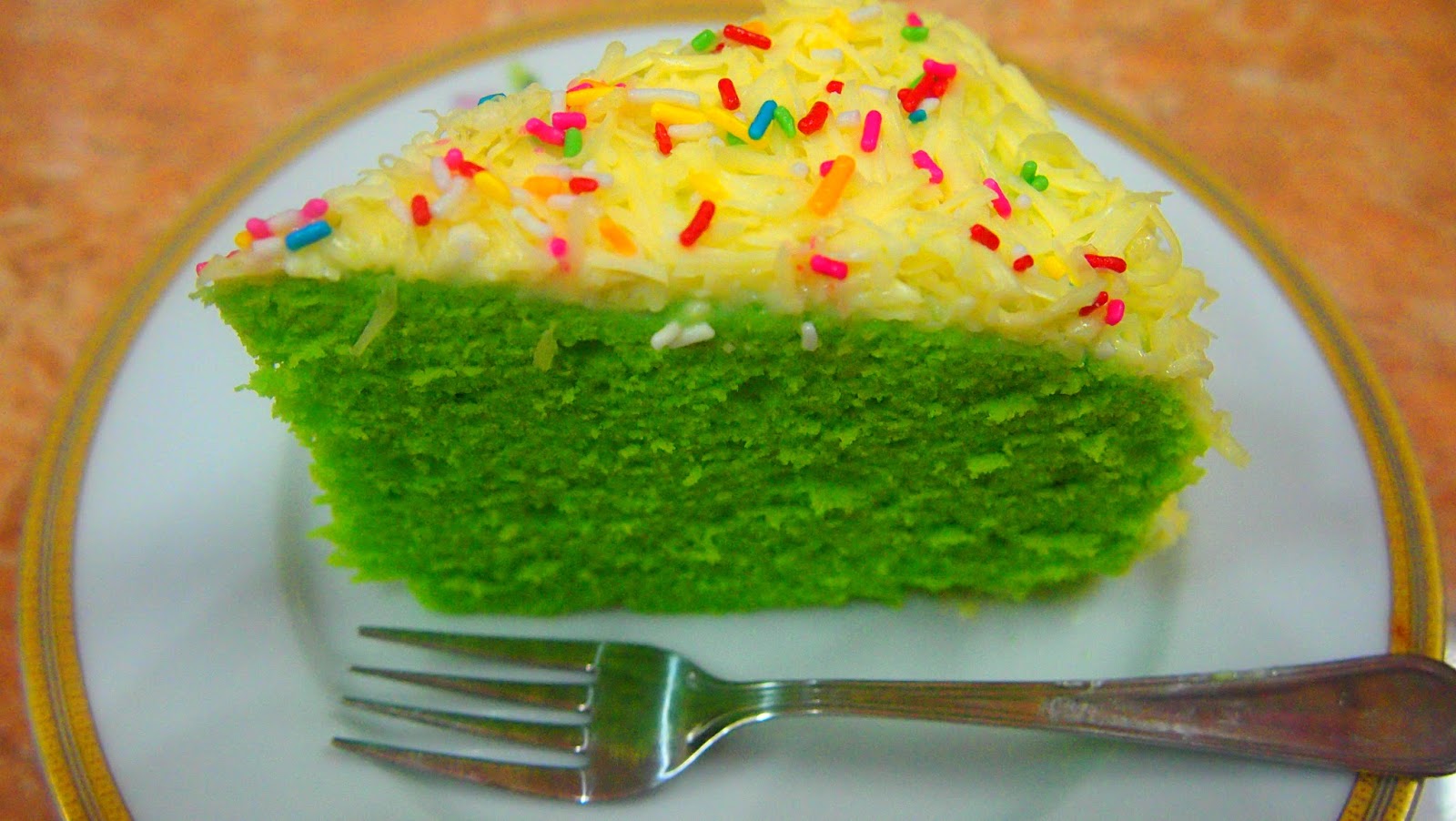 MamaMia Kitchen: KEK PANDAN SNOW CHEESE