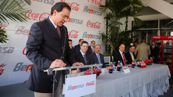 Revista El Cañero: Presidente de Coca-Cola Latinoamérica visita RD