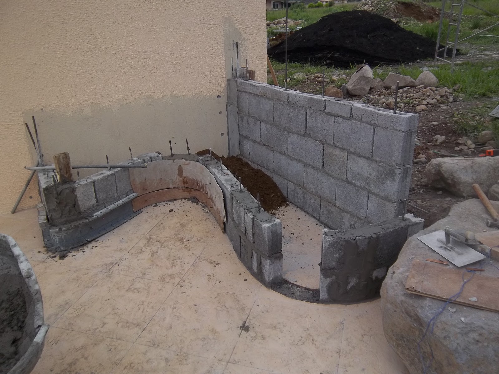 T.R. Services S.A.: Curved Bench