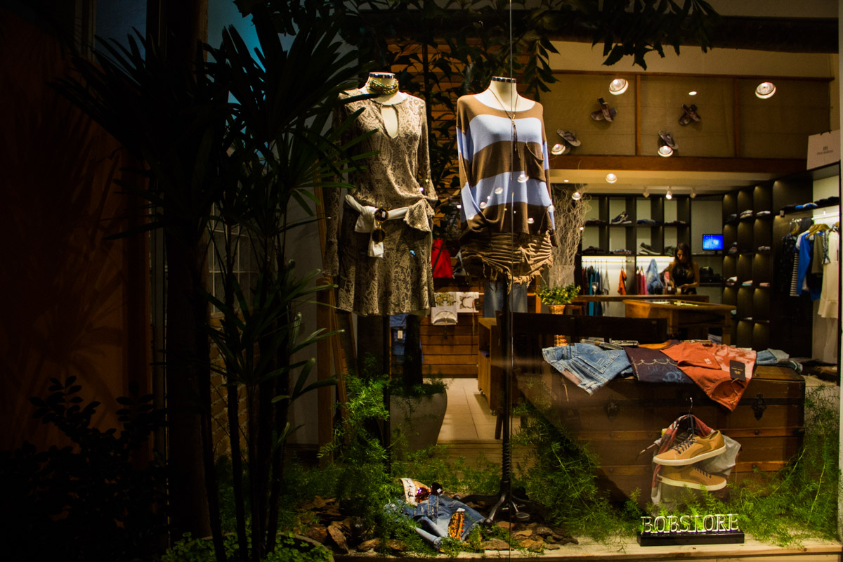 Marri Gattô - Deslizando nas curvas da mulher brasileira.