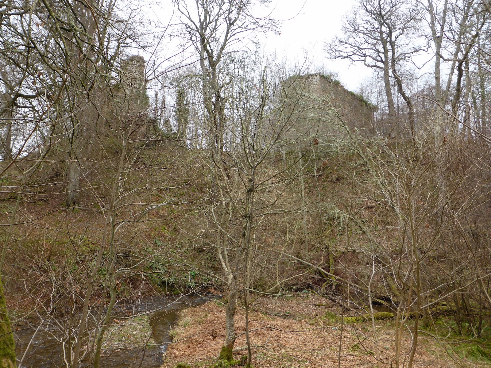 MTB Innerwick Stravaiger: The Goblin Ha' - Yester Castle.
