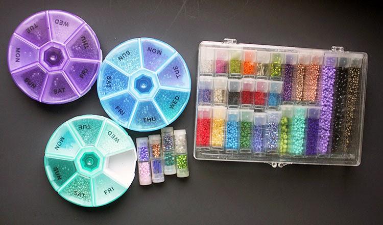 CraftyHope: Packing beads for travel/vacation (my method)