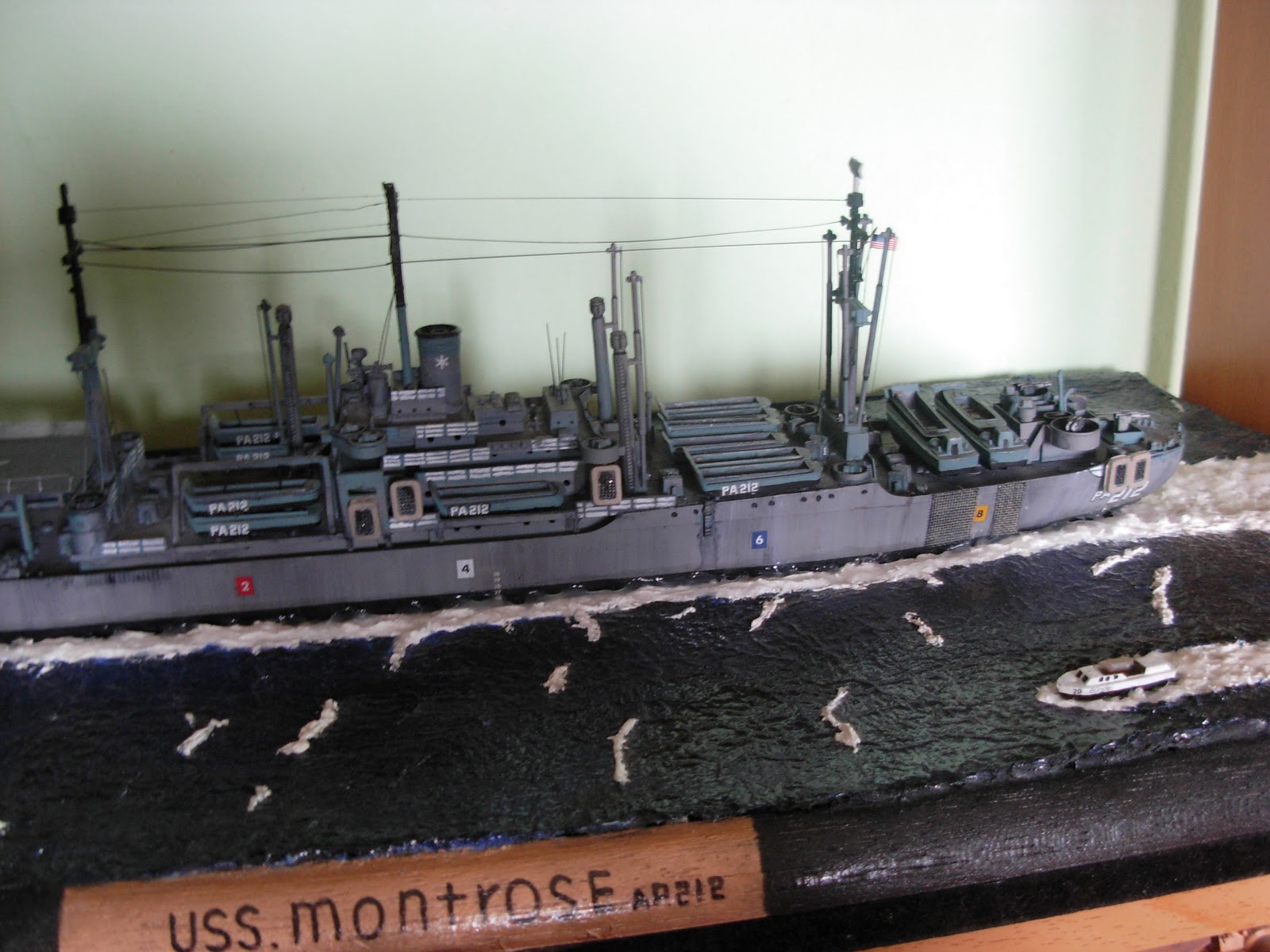 Modelismo Naval : USS MONTROSE REVELL