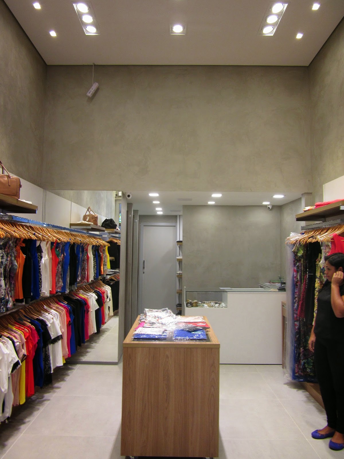 Projeto para uma loja de roupas | A CASA DO ARQUITETO