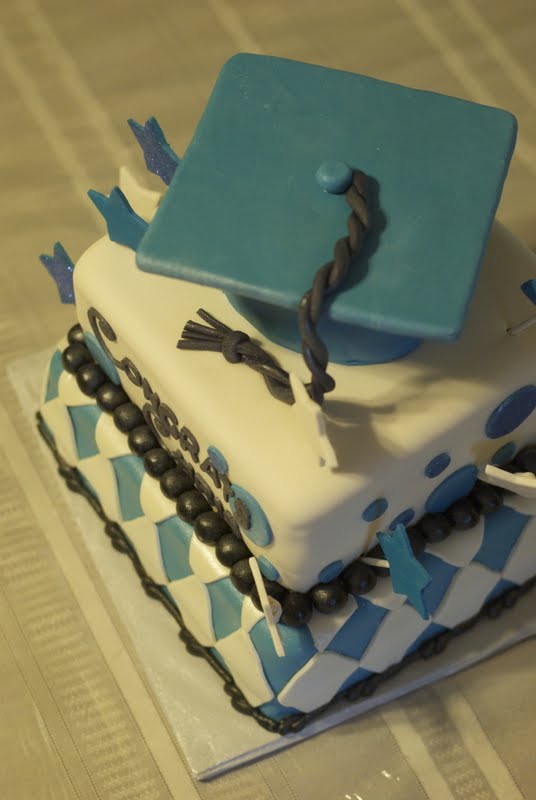 Country Cupboard Cakes: Blue & White Graduation Cake