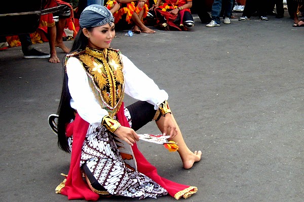 Mengenal Lebih Dekat "REOG PONOROGO" ~ Ndaru Blog's