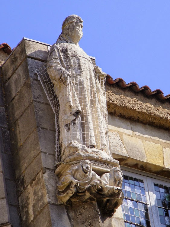 Days on the Claise: The Palace of Poitiers