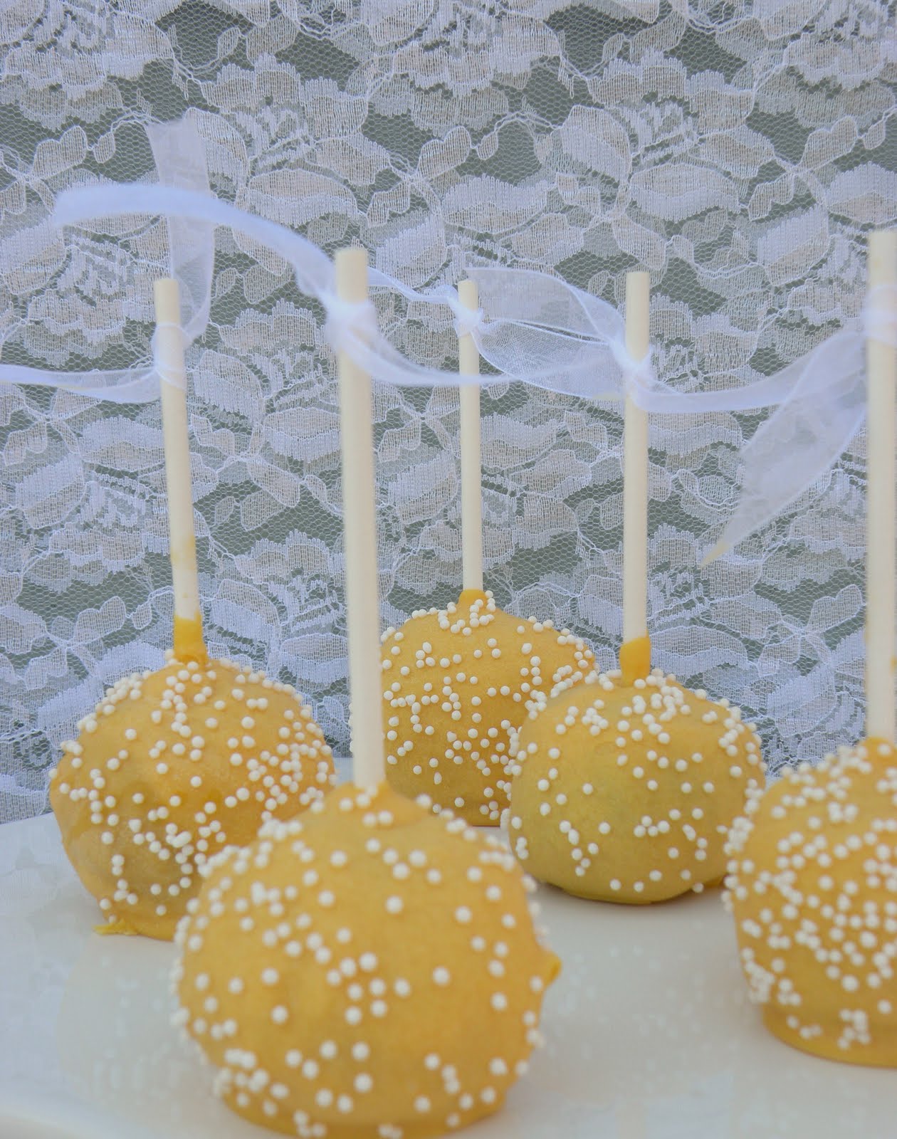 Icing Designs: Donut pops....yes donut pops!