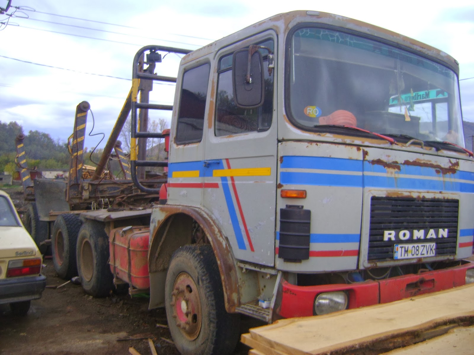 Carpați și Dac: Camioane