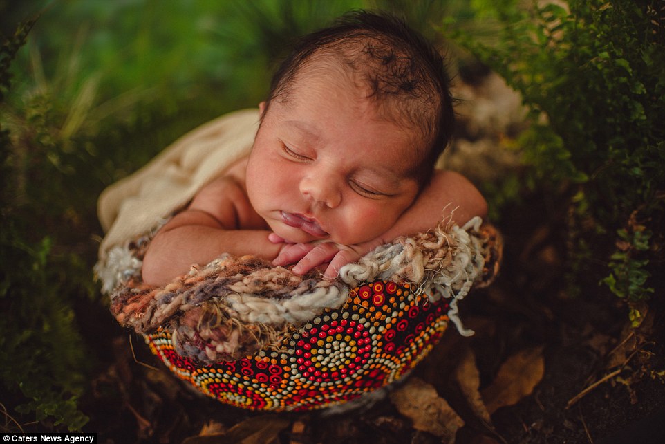 White Wolf : Breathtaking photos of Aboriginal newborns show the beauty ...