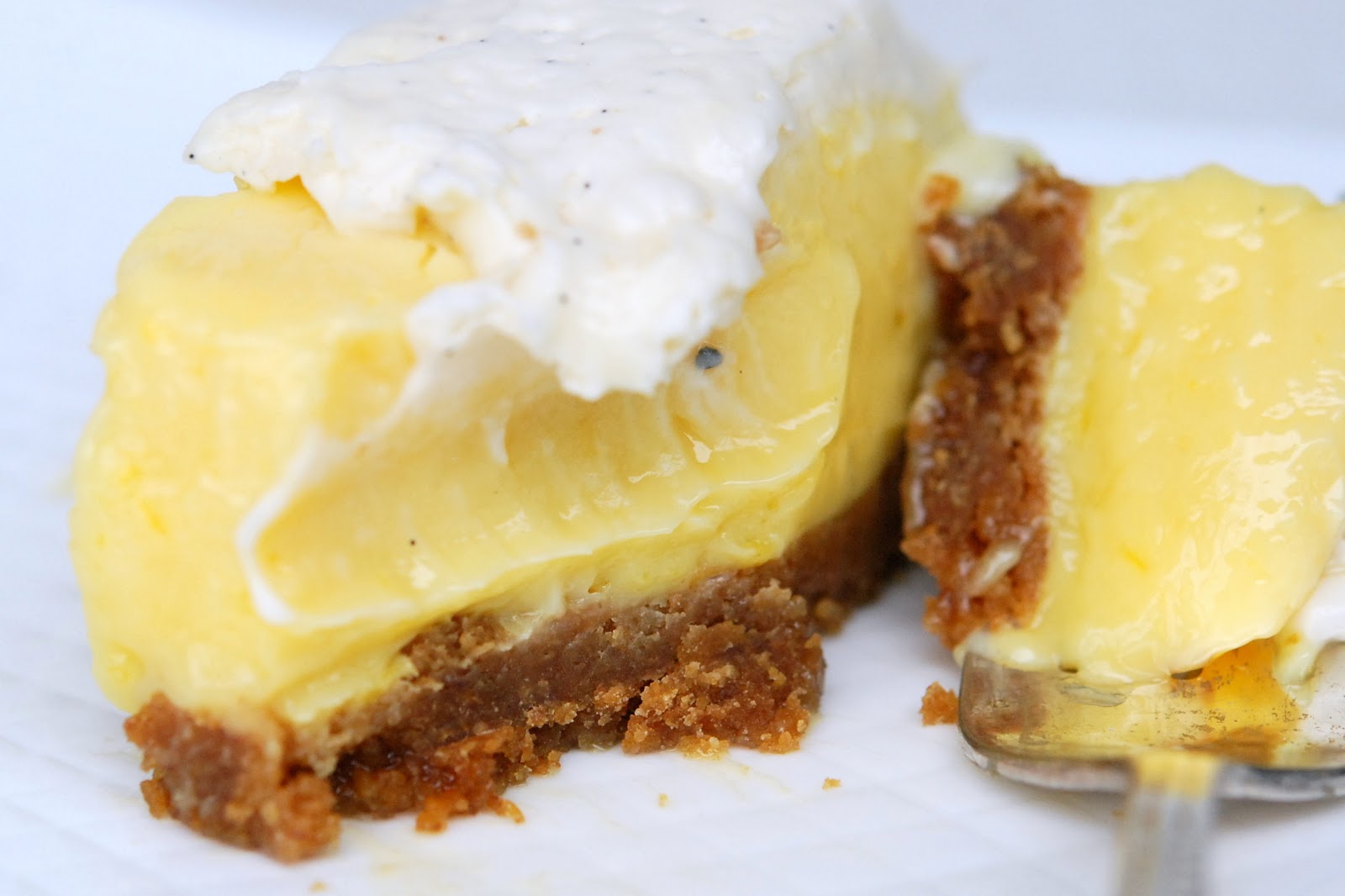 CupCakes and CrabLegs: Key Lime Pie With Chantilly Cream