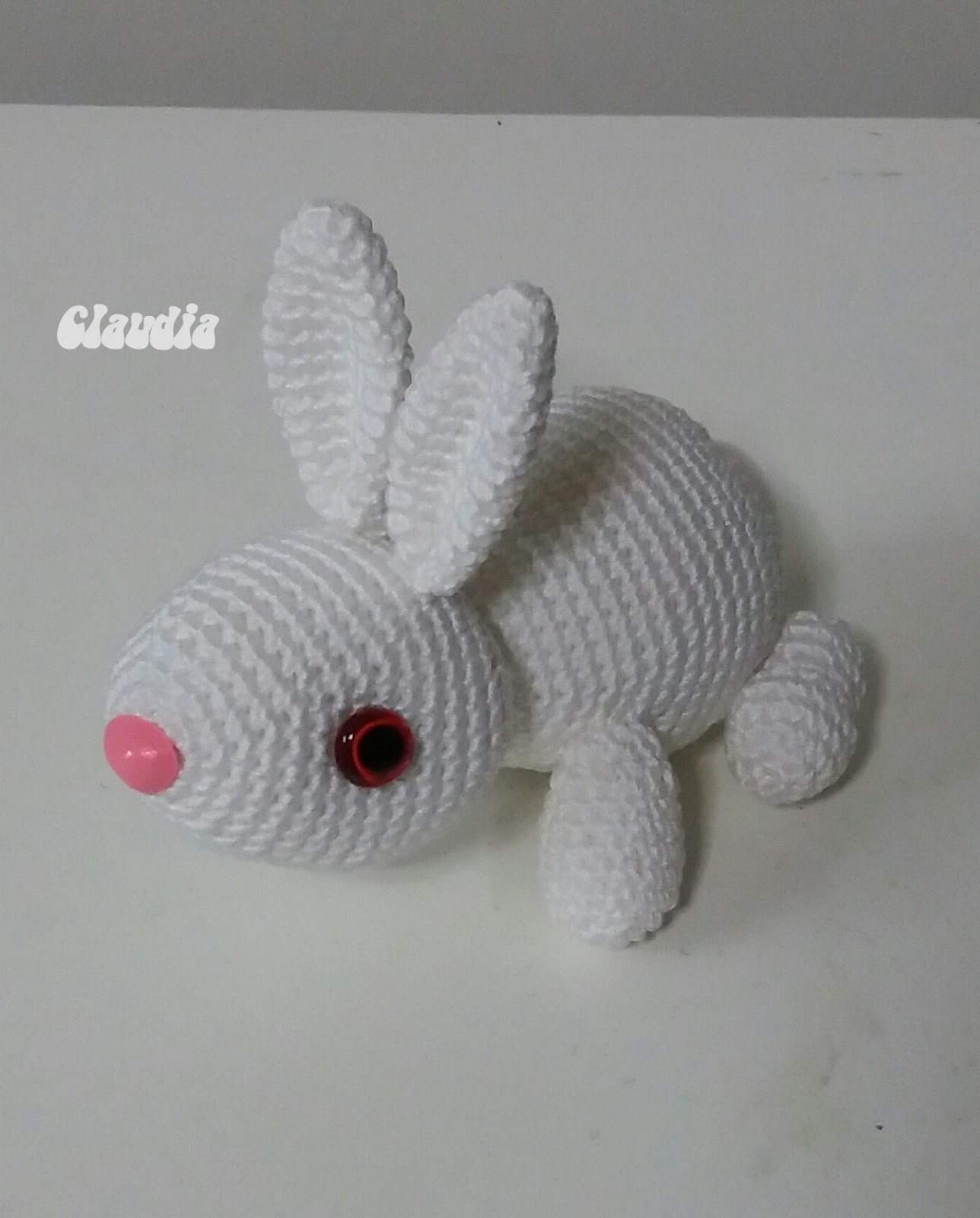 lindas manualidades: Conejo amigurumi a crochet