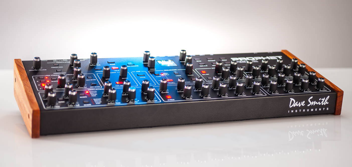 MATRIXSYNTH: Dave Smith Instruments Rev2 Desktop Module Is Now Shipping!