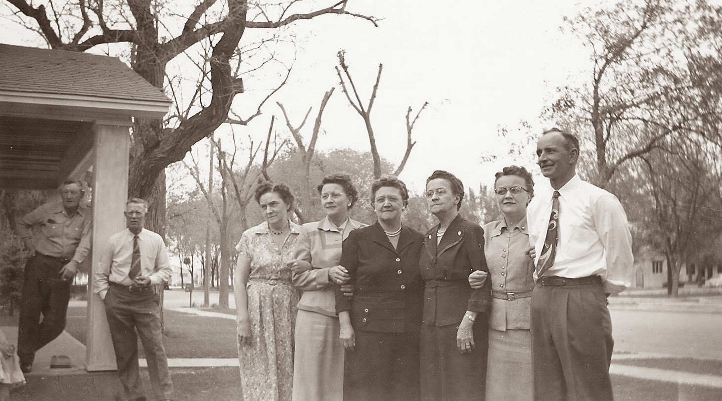 MORRIS-GAMMON FAMILY HISTORY: L. B. Morris & T. J. Gammon's Children, etc.