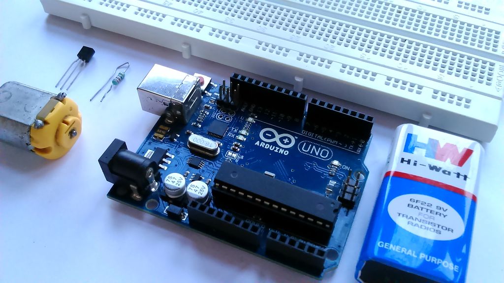 Use Transistor As Motor Driver : Basic ~ Arduino Tutorial