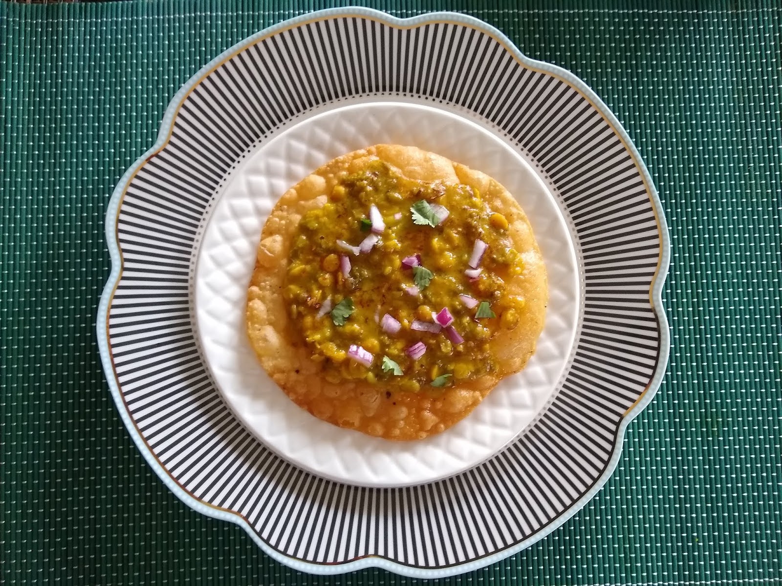 Pakwan / Crispy Fried Flatbread | Living Smart And Healthy