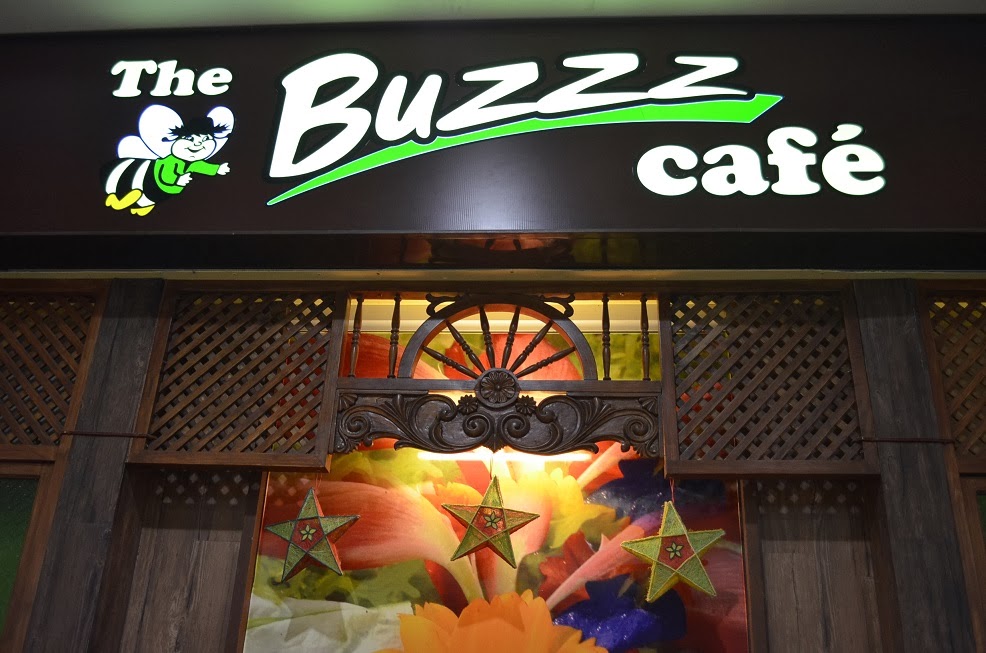Flower Salad at The Buzz Cafe, Island City Mall