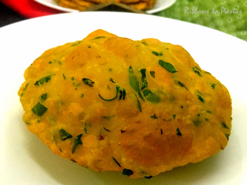 Methi Poori / Fenugreek Bread - Ribbons to Pastas