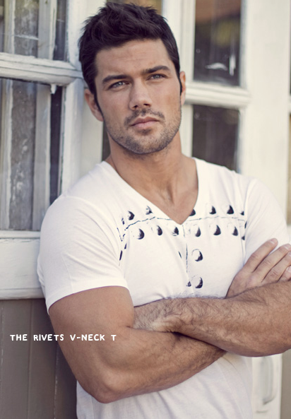 Eyecons: MODEL MONDAY: RYAN PAEVY