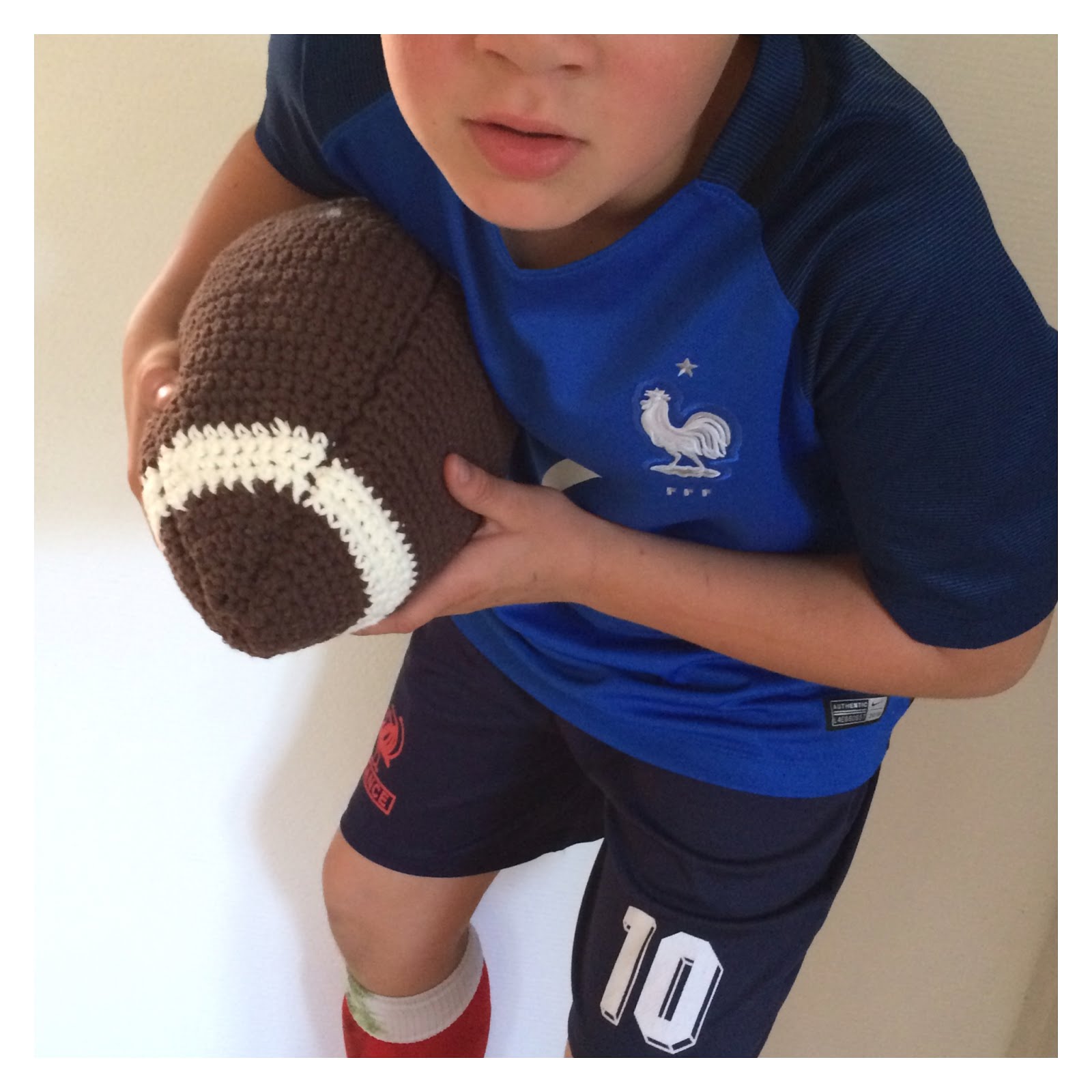 Au Crochet qui m'aille...: ballon de rugby
