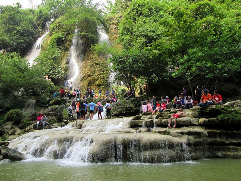 Pesona Air Terjun Sri Gethuk ~ Gunungkidul Holiday