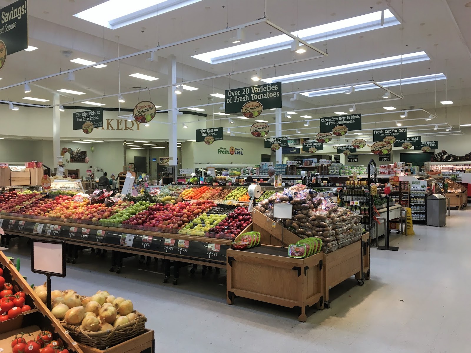 TOUR: ShopRite - New London, CT