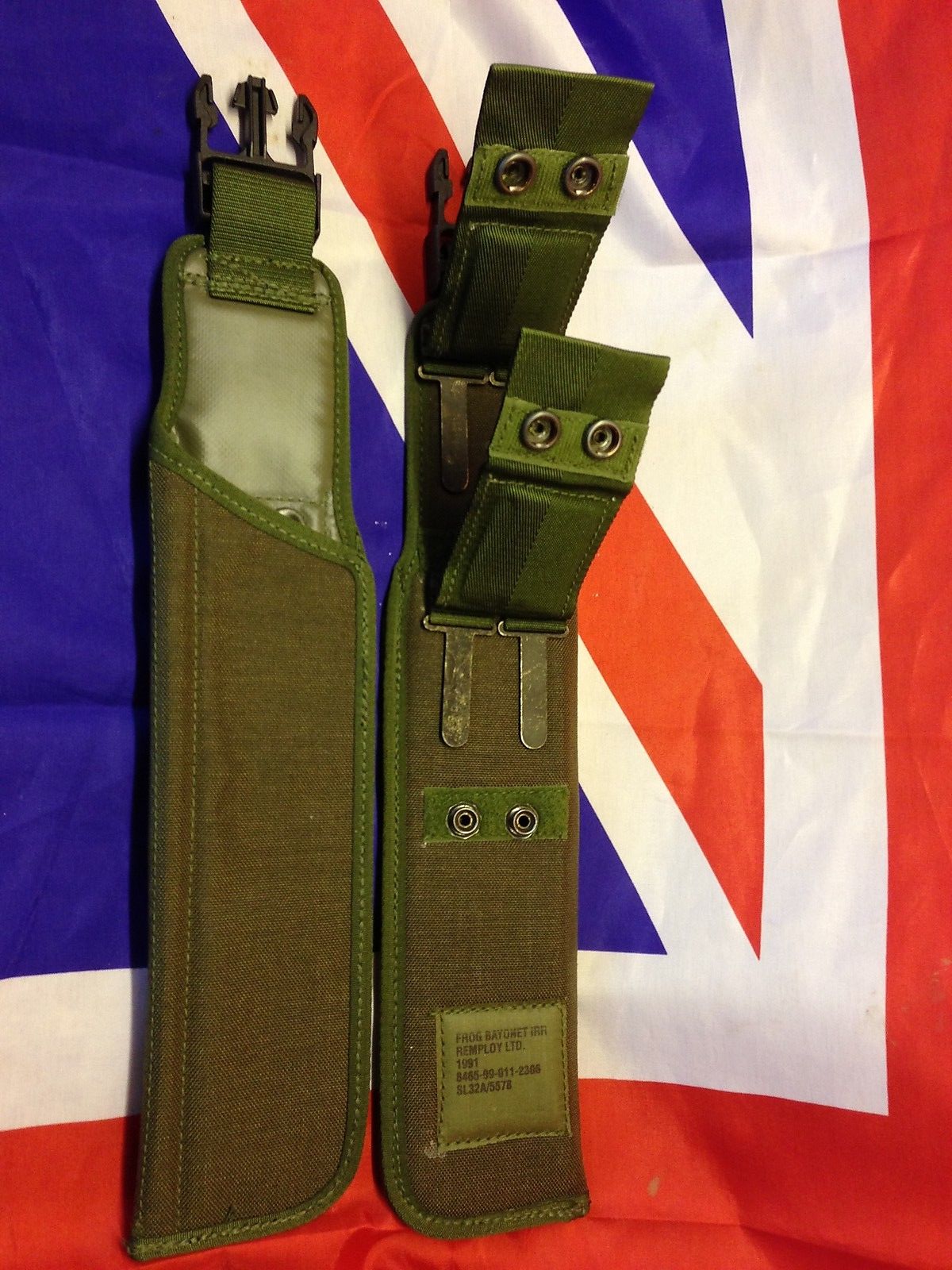 Webbingbabel: British Army PLCE 90 SA80 Frog Bayonet IRR Sheath Olive Green