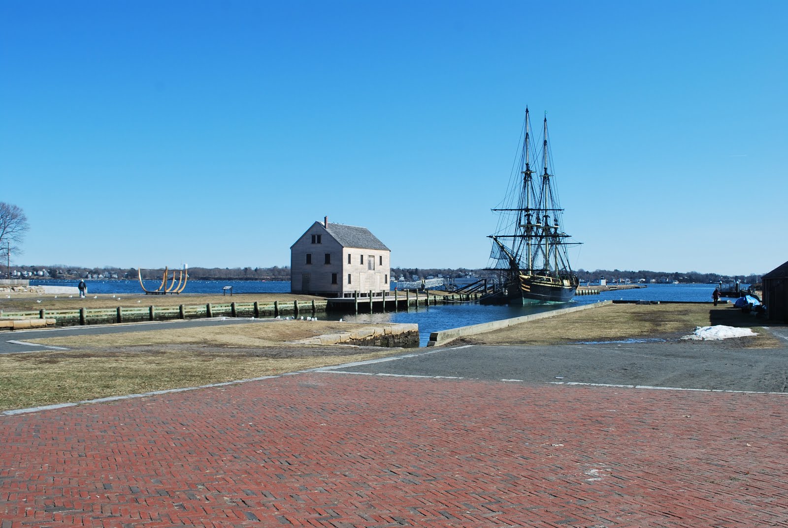 Tout donner et tout prendre: une année au Québec: Massachusetts ...