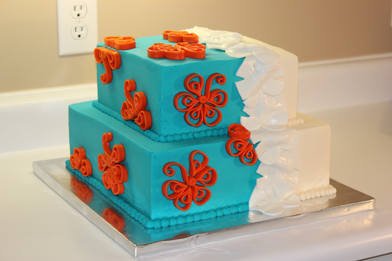 Blessed Hands Cake Design: Luau Cake