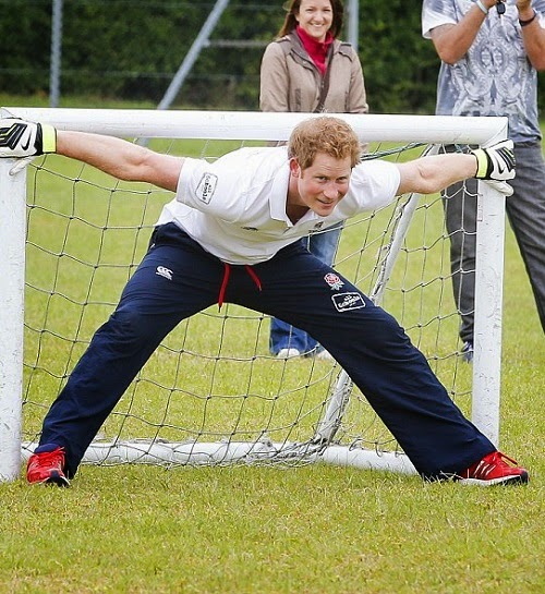 VJBrendan.com: Prince Harry Plays a Rugby Game With Children at Inspire ...