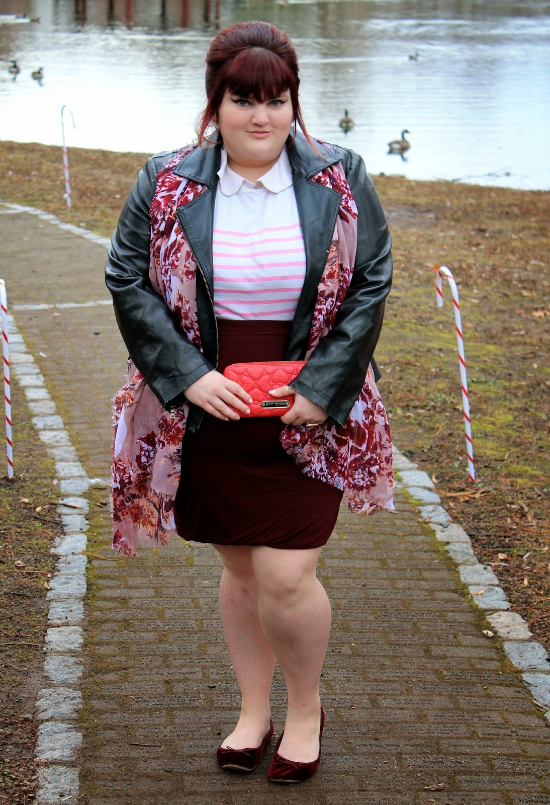 Imaginary Ghoulfriend: Fortune Telling for the Holidays