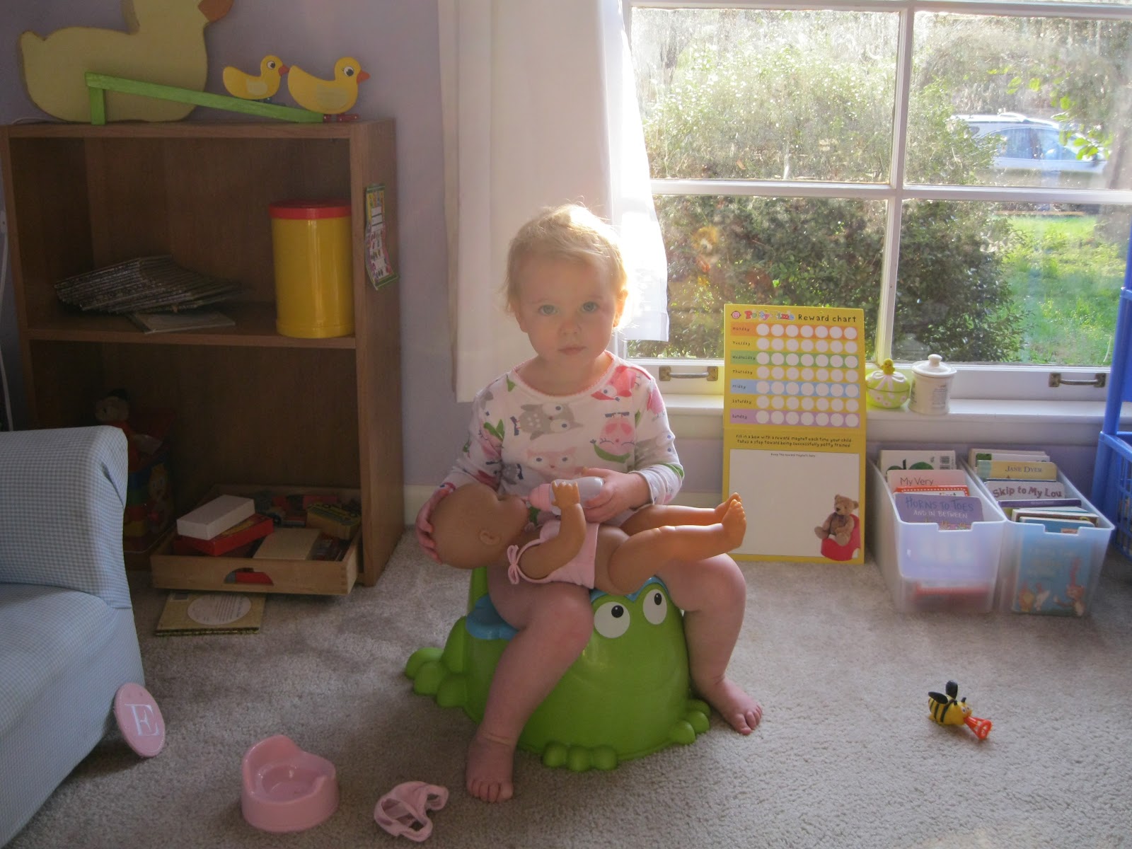 Montessori Messy: Successful Potty Training!