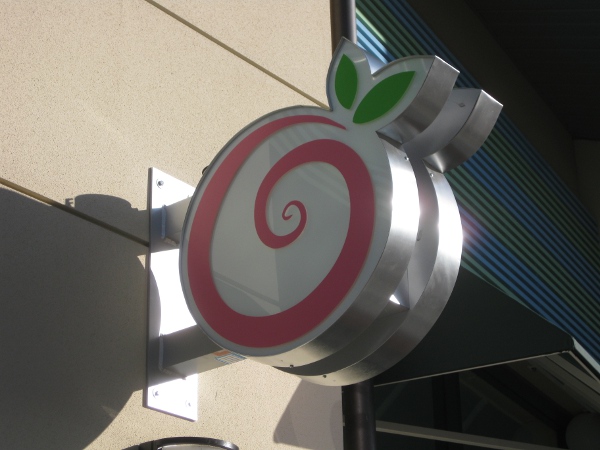 Pinkberry Opens Its First Canadian Outpost in Vancouver - Solo Lisa