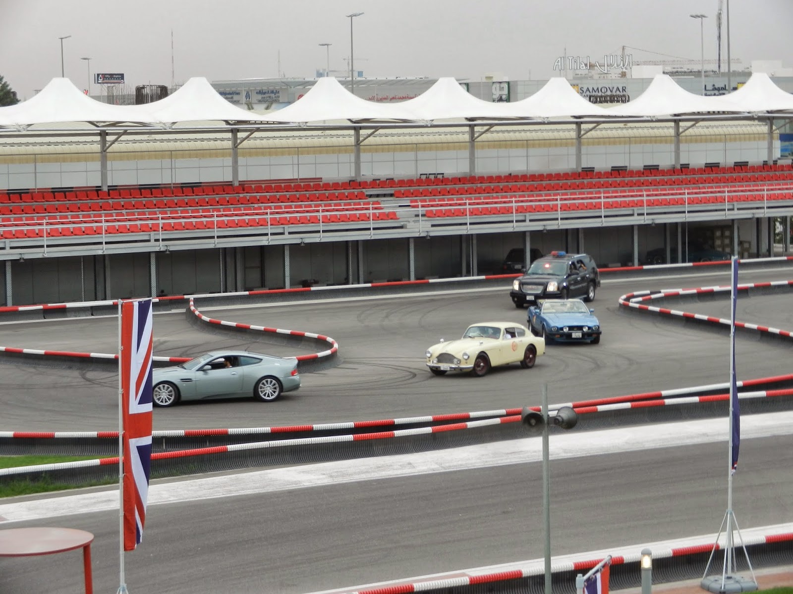 Kuweight 64: GREAT BRITISH AUTOMOTIVE SHOWCASE AT SIRBB CIRCUIT