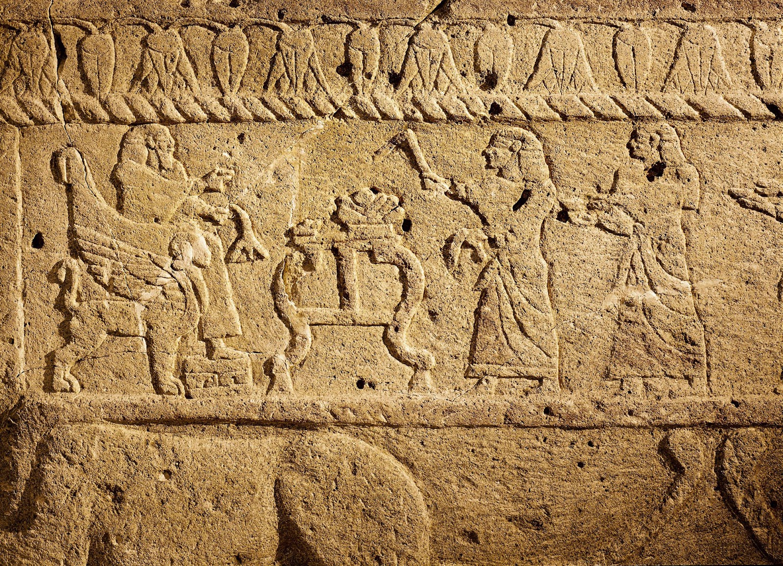 ENCICLOPEDIA BASICA : Sarcófago egipcio Ahiram I de Biblos se hizo ...