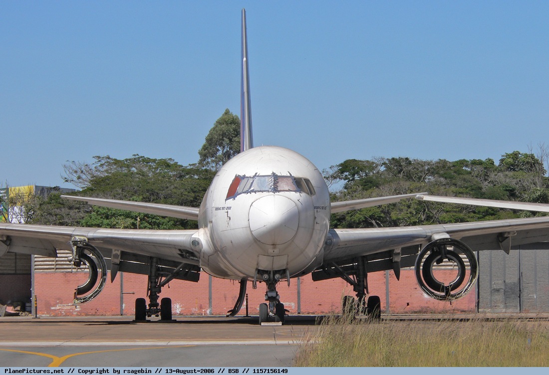 Avioes Abandonados Brasil: PT-TAA O primeiro 767 do Brasil