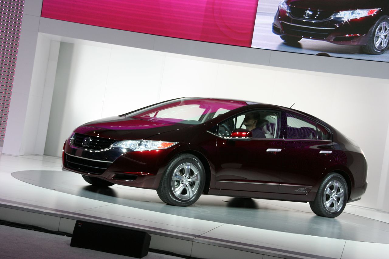 hot cars: Honda FCX Clarity
