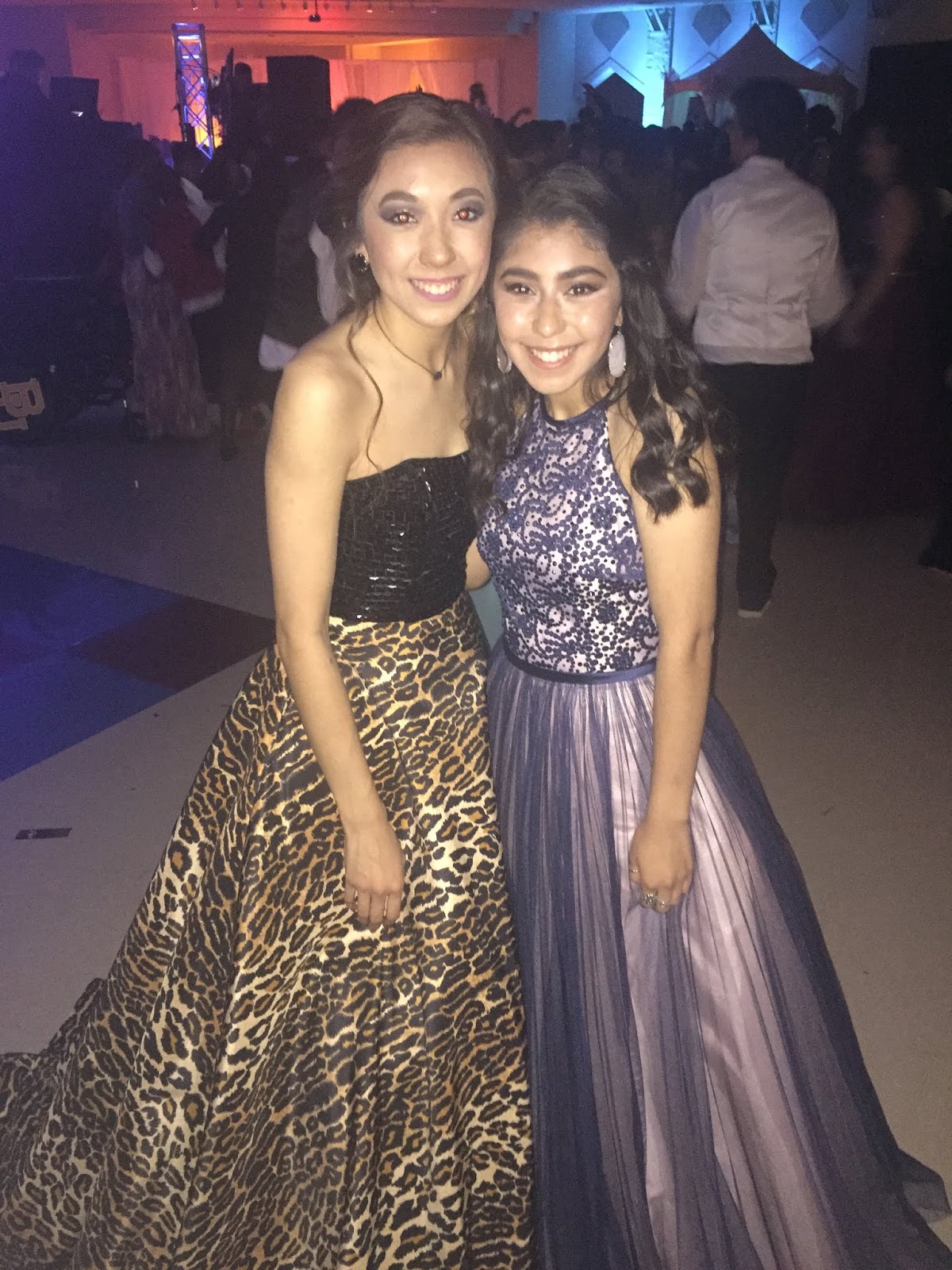 Trendy Mindy and Her Loves...: July 2018