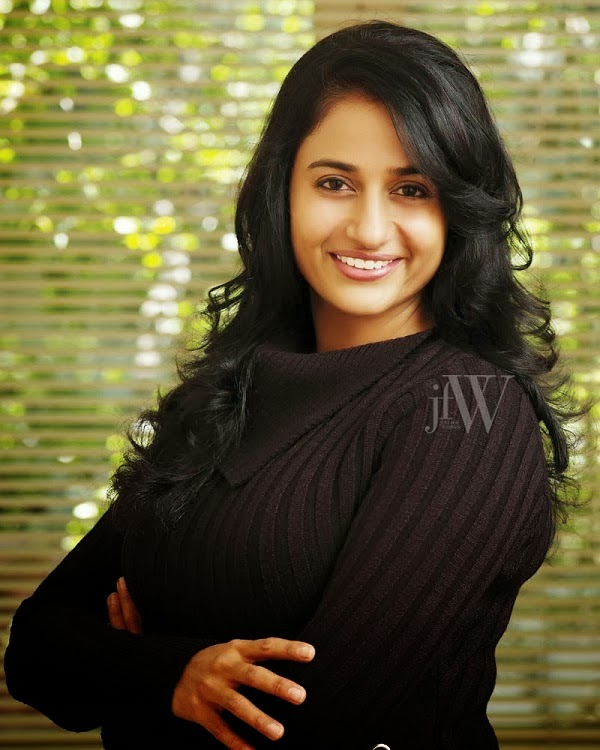 Anu Hassan in JFW Magazine Photoshoot | OSMEB