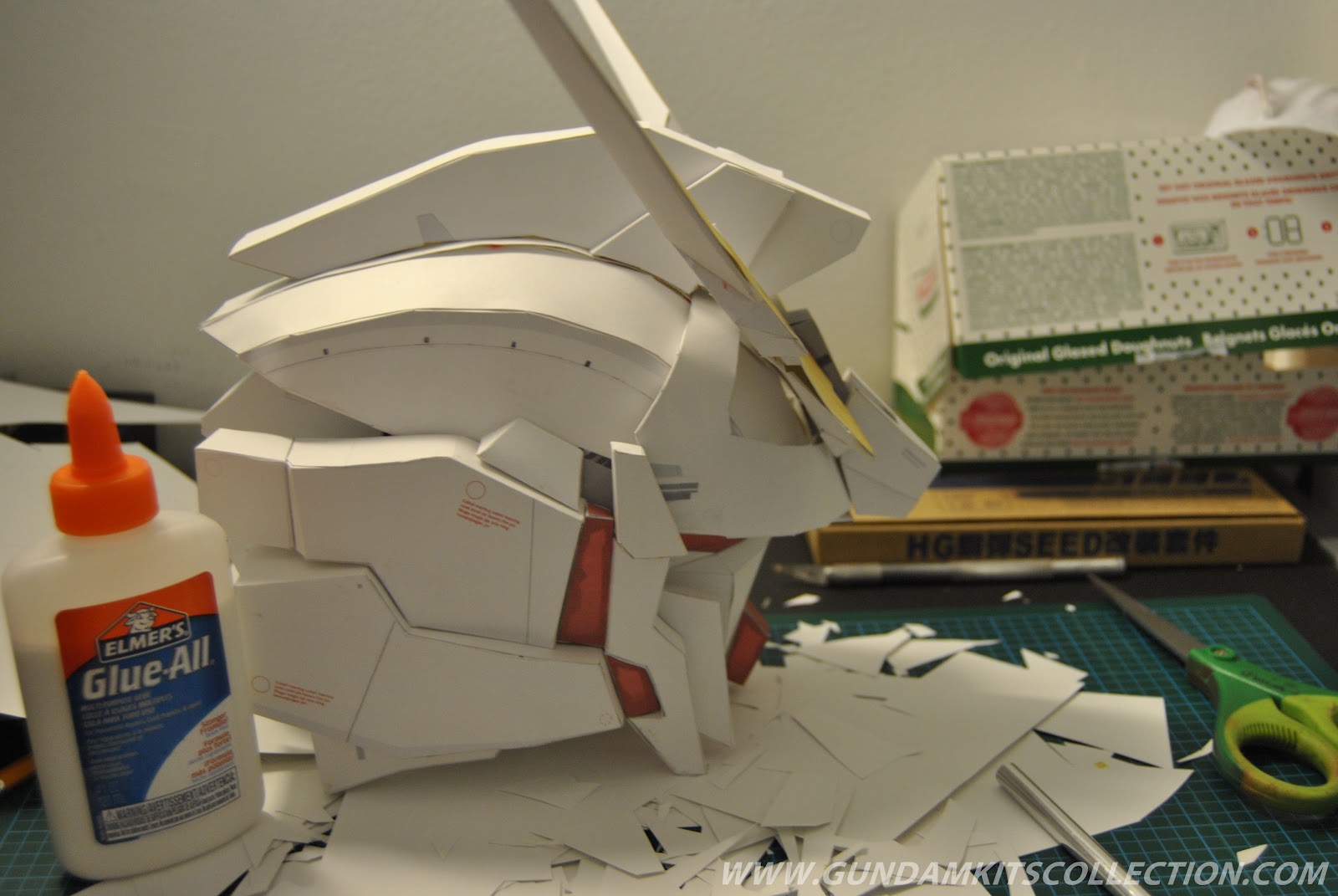 6 foot tall Unicorn Gundam Paper Replika Template WIP by Gundam Kits