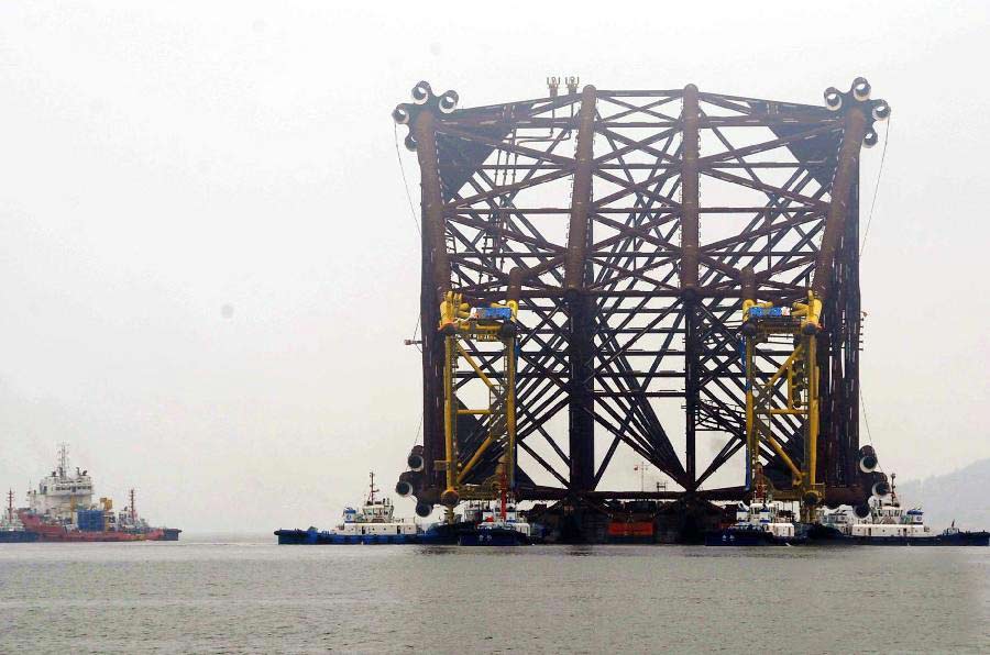 China Oil and Gas Jacket menuju laut China selatan ~ China Indonesia ...