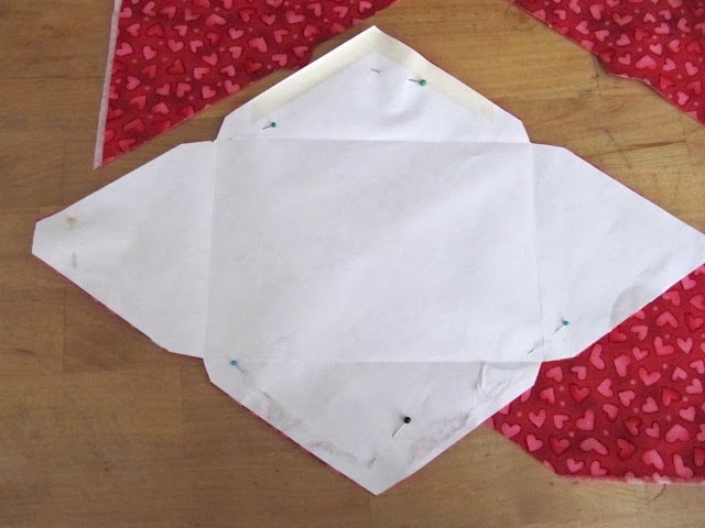 Sew Many Ways...: Easy No Sew Fabric Envelope Tutorial…Perfect for Valentine's Day