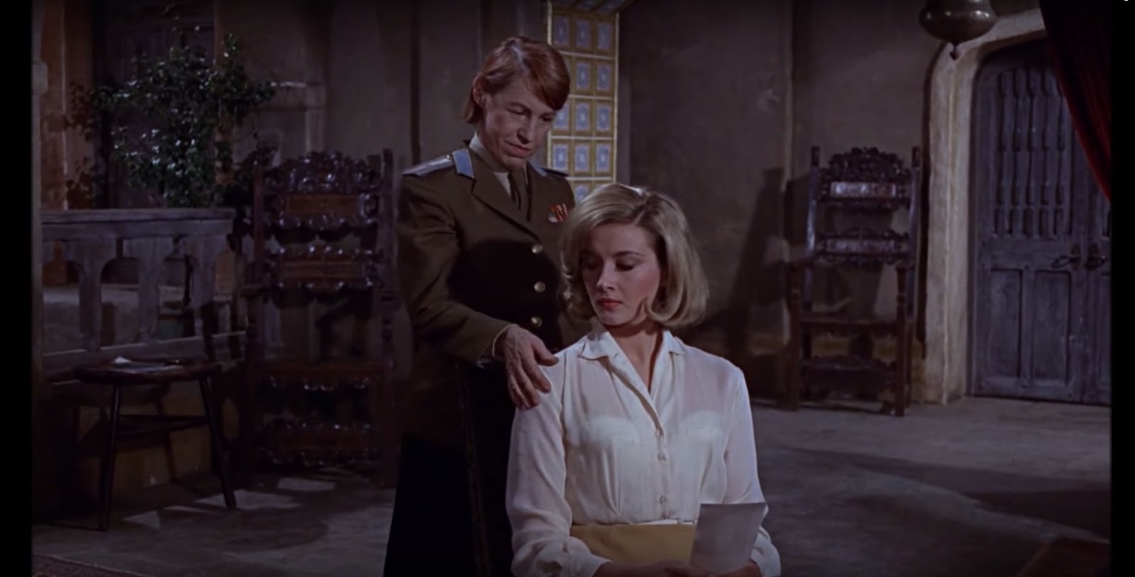 Gate Dimension: James Bond - From Russia With Love - That's Hitchcock ...