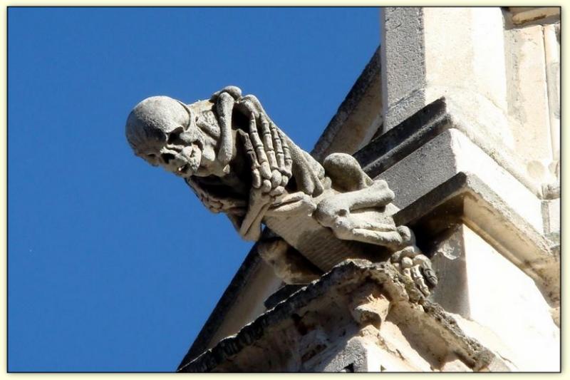 Atelier d'écriture Tournesol: VIE DE GARGOUILLES