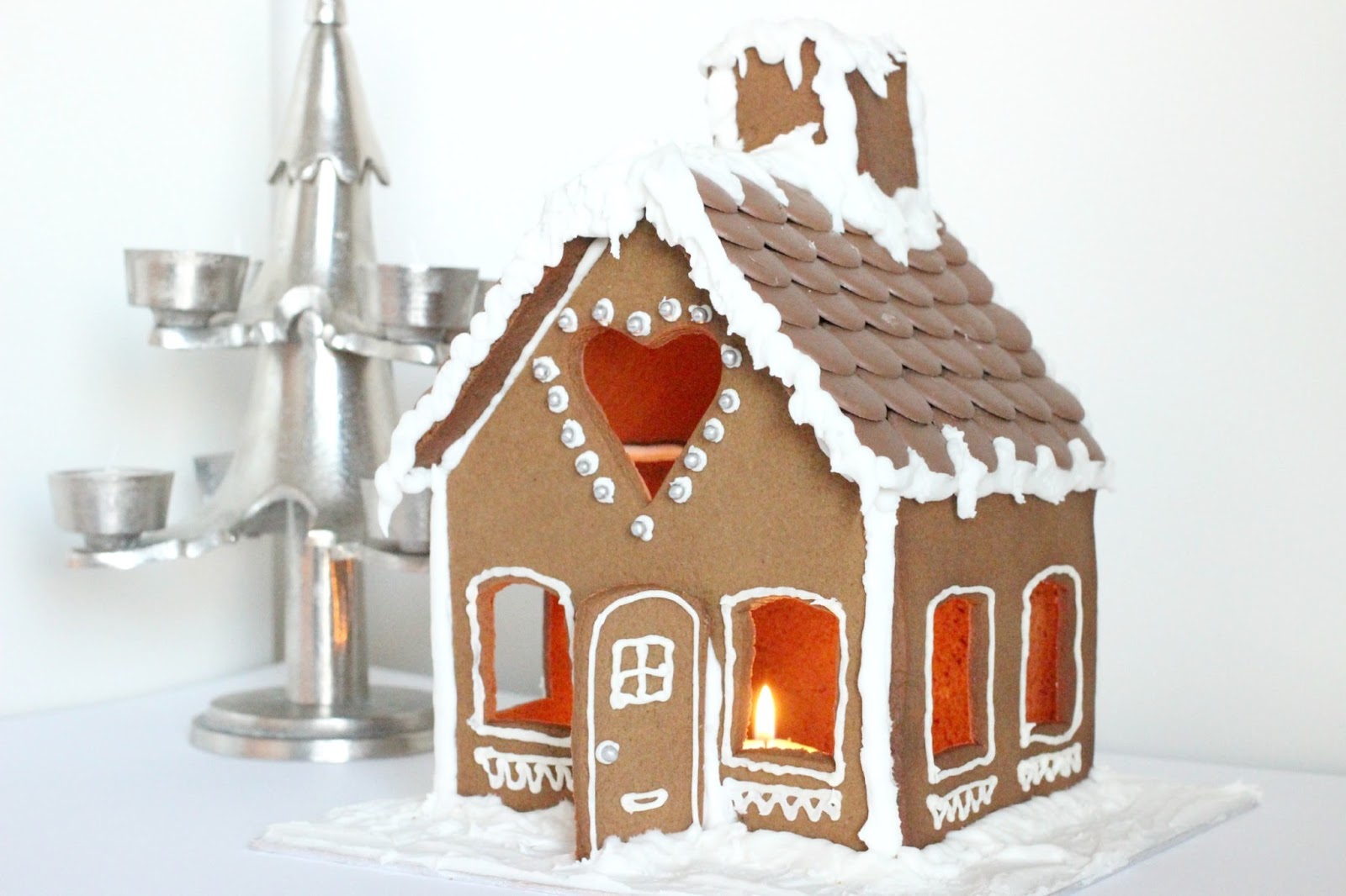 DIY: GINGERBREAD HOUSE LANTERN. | At Number 43