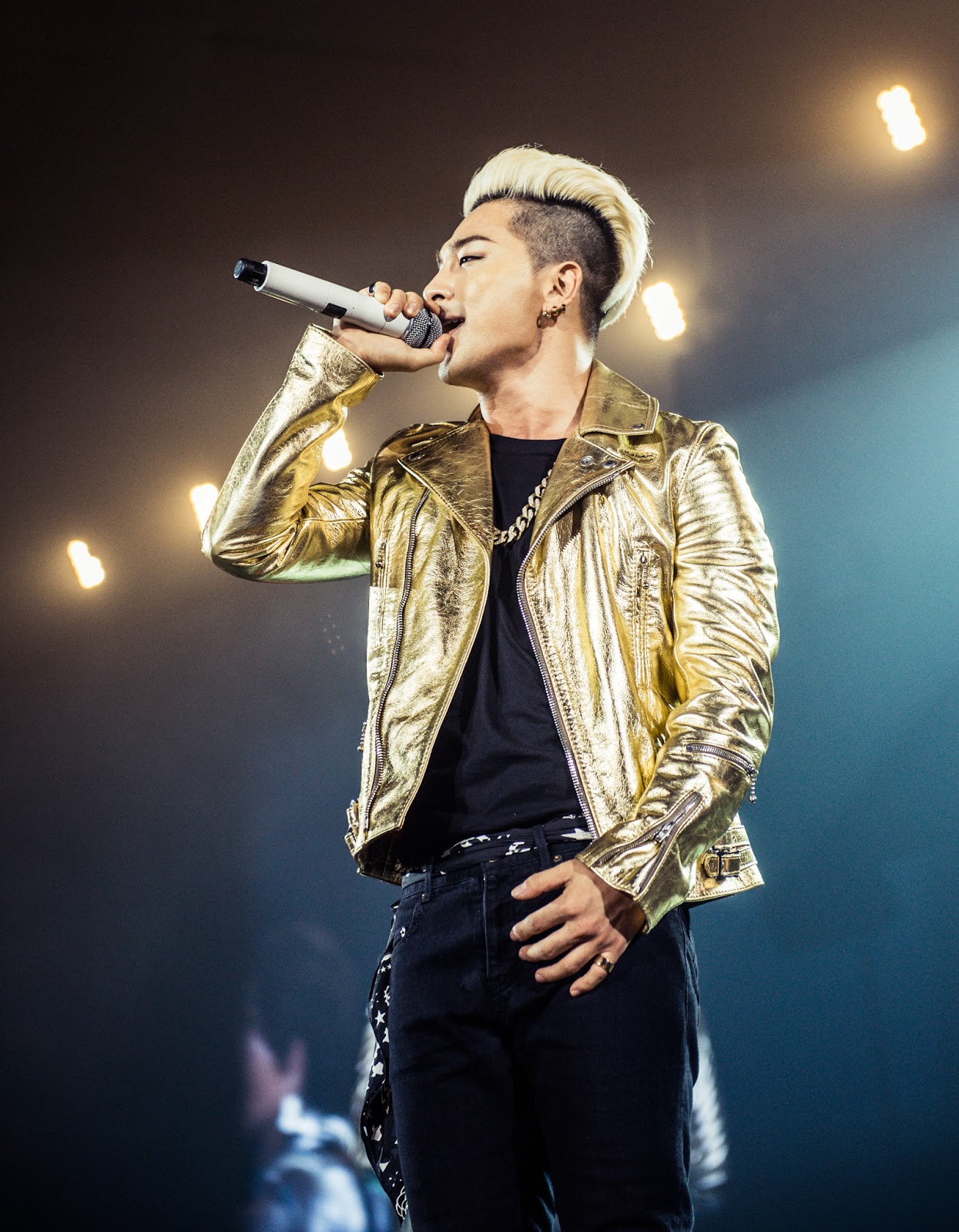 YG Family Holds its Concert in Singapore