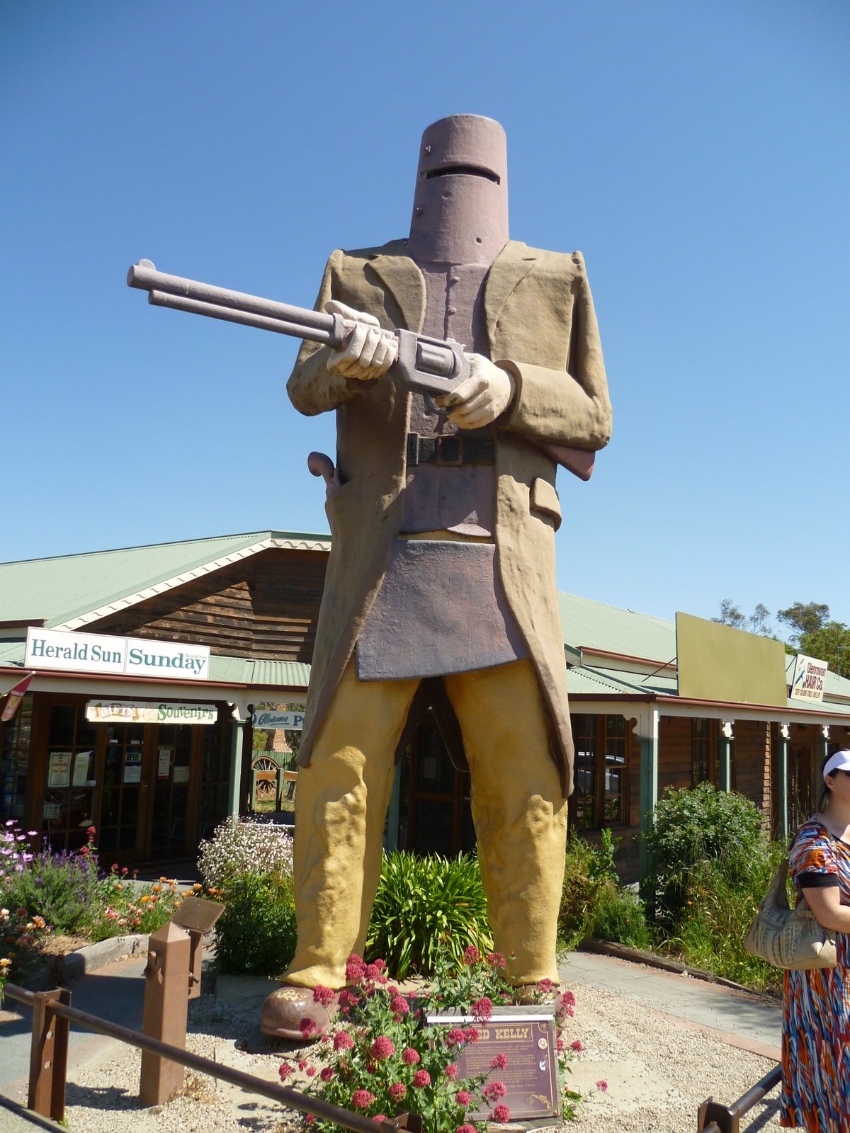 Witchwae on the Move: Glenrowan - Ned Kelly Country