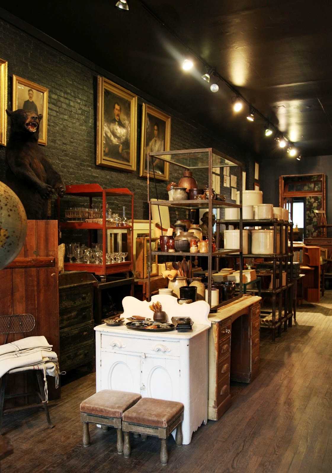 HABITUALLY CHIC DESIGN®