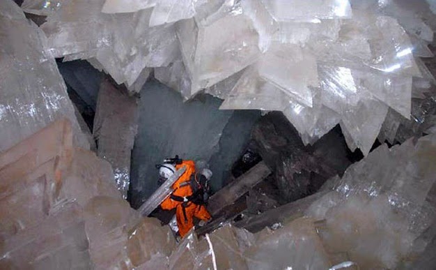 Cave of the Crystals, Goa Kristal Penuh Harta Karun Yang Mematikan
