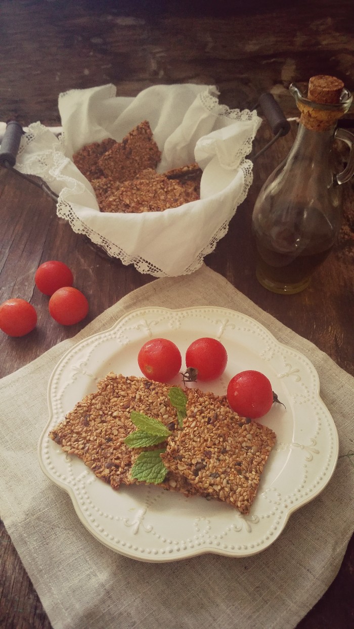 RECETAS PARA ENAMORAR Y DULCES BOCADITOS: CRACKERS DE SEMILLAS